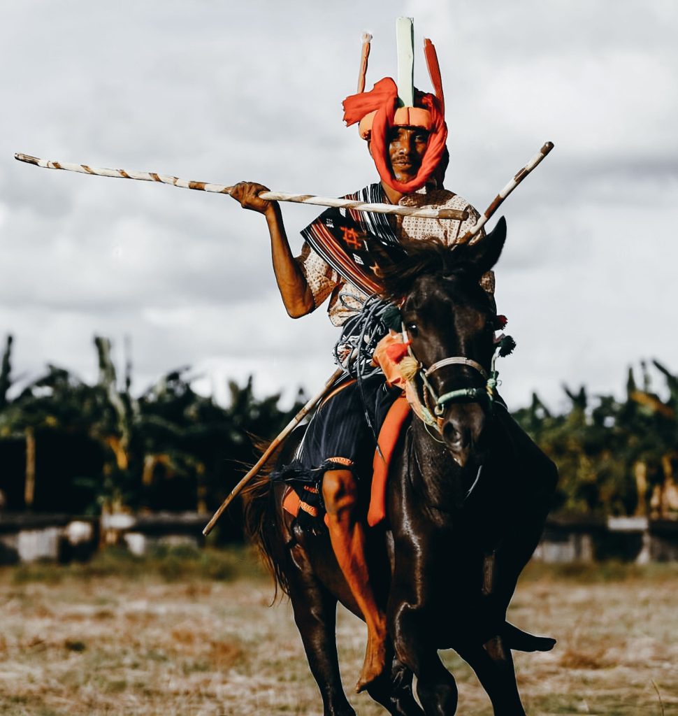 Pasola Festival 🐎 in the island of SUMBA: The horse riders battle!